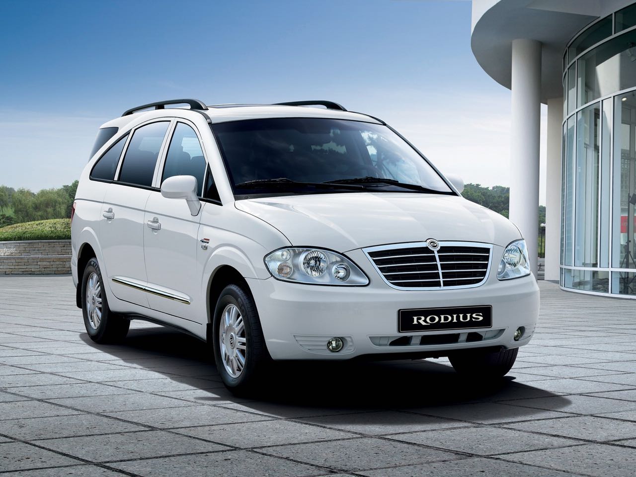 SsangYong Rodius 2008: precios, motores, equipamientos