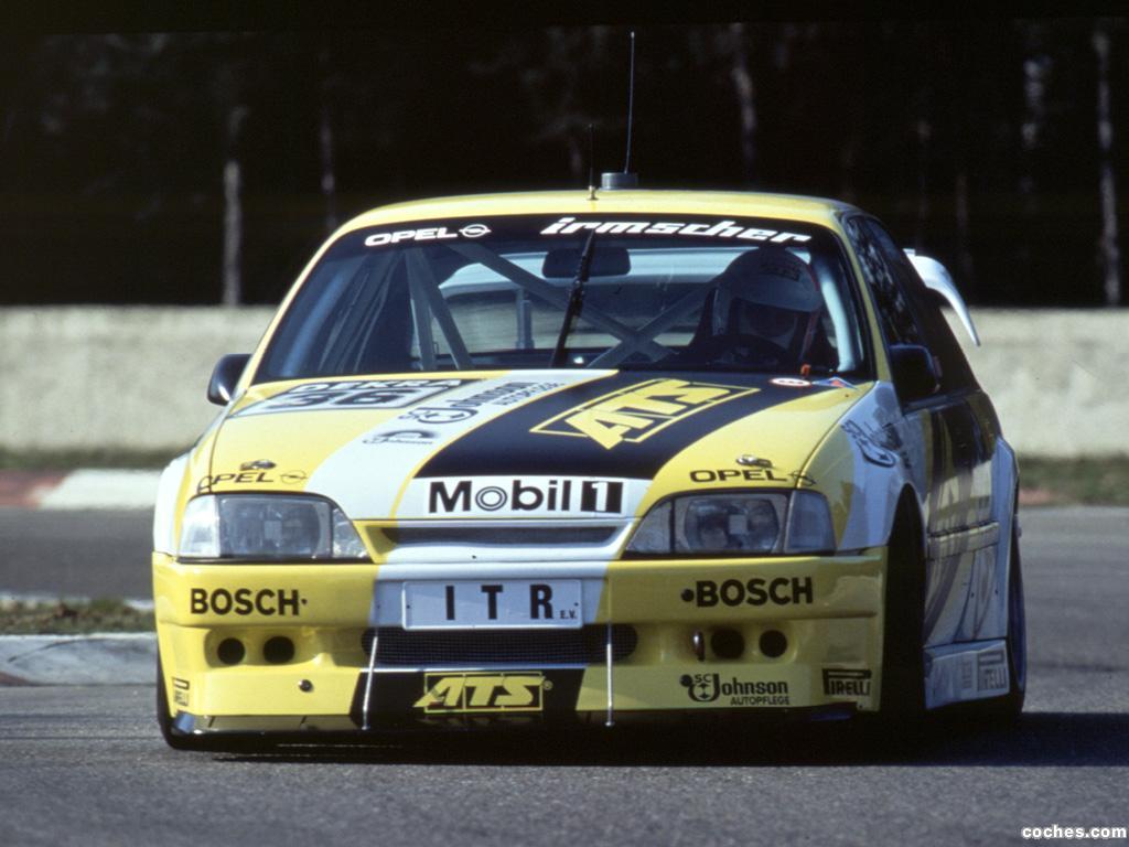 Fotos de Opel Omega 3000 24V DTM 1990