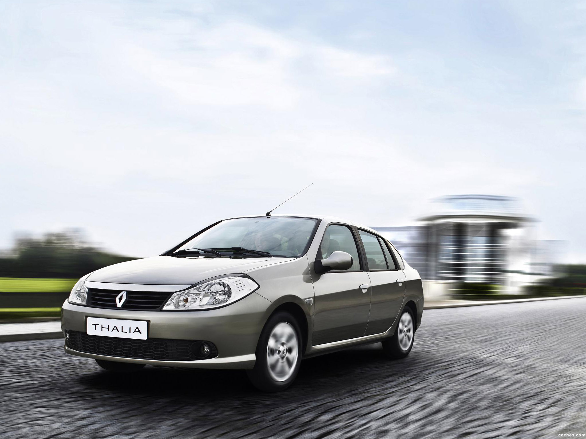 Fotos de Renault Thalia Symbol 2008