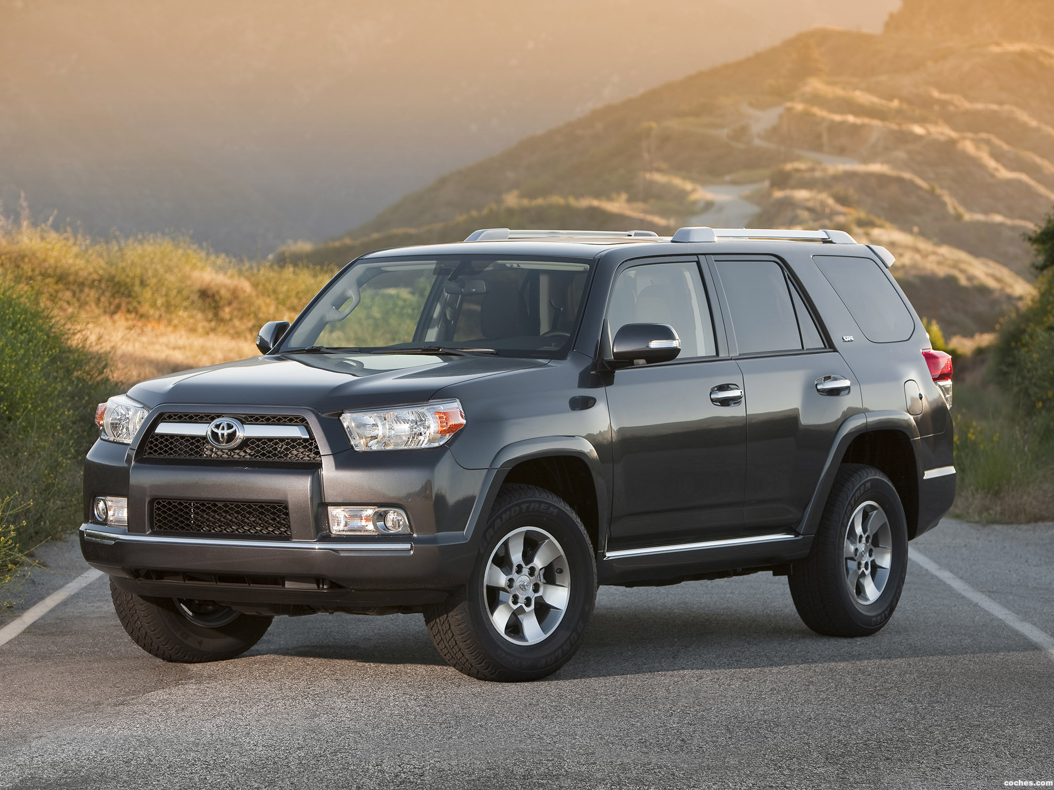 Fotos de Toyota 4Runner SR5 2010