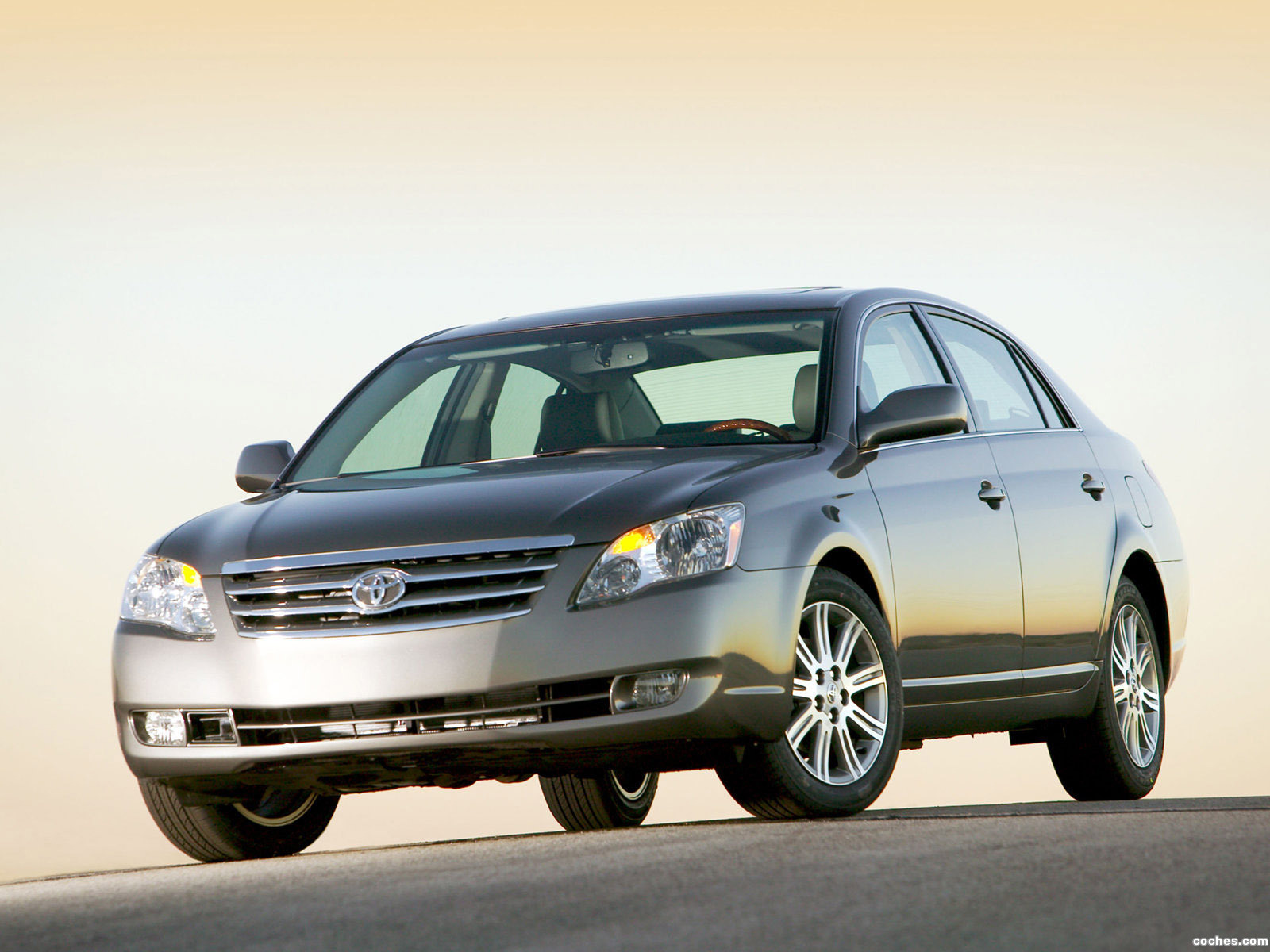 Fotos de Toyota Avalon 2005