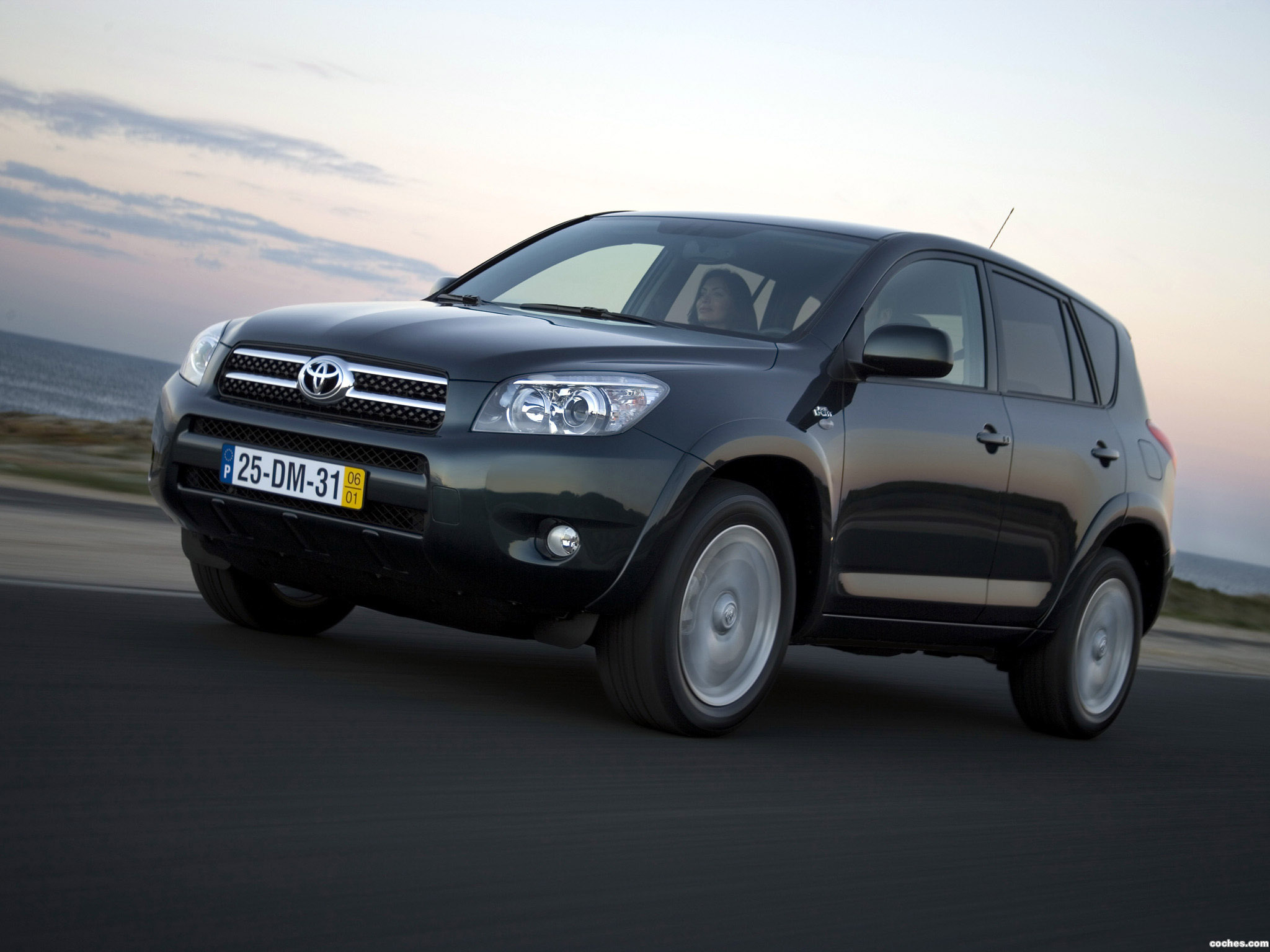 Fotos de Toyota RAV-4 2006