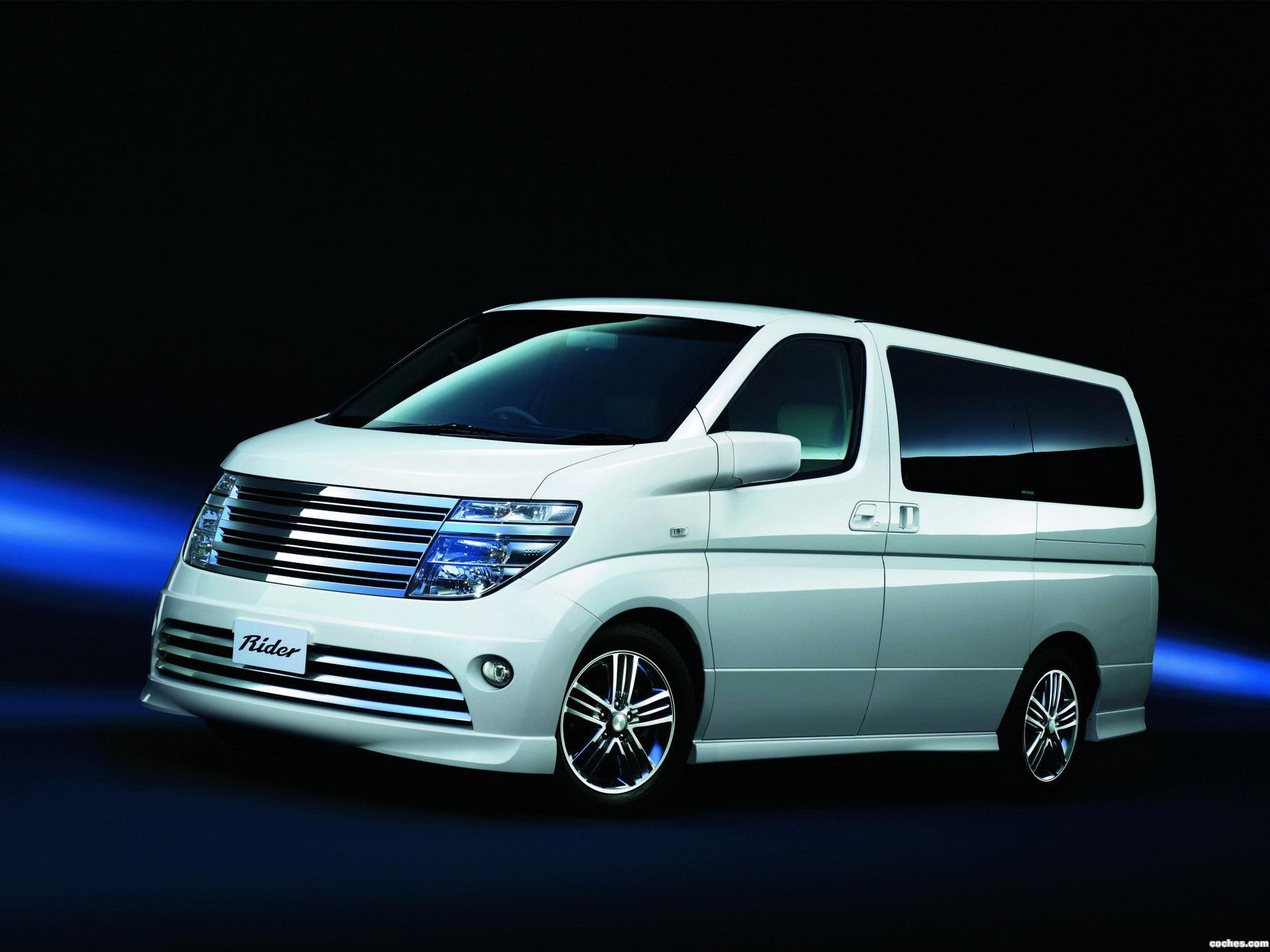 Fotos de Nissan Autech Elgrand Rider E51 2002