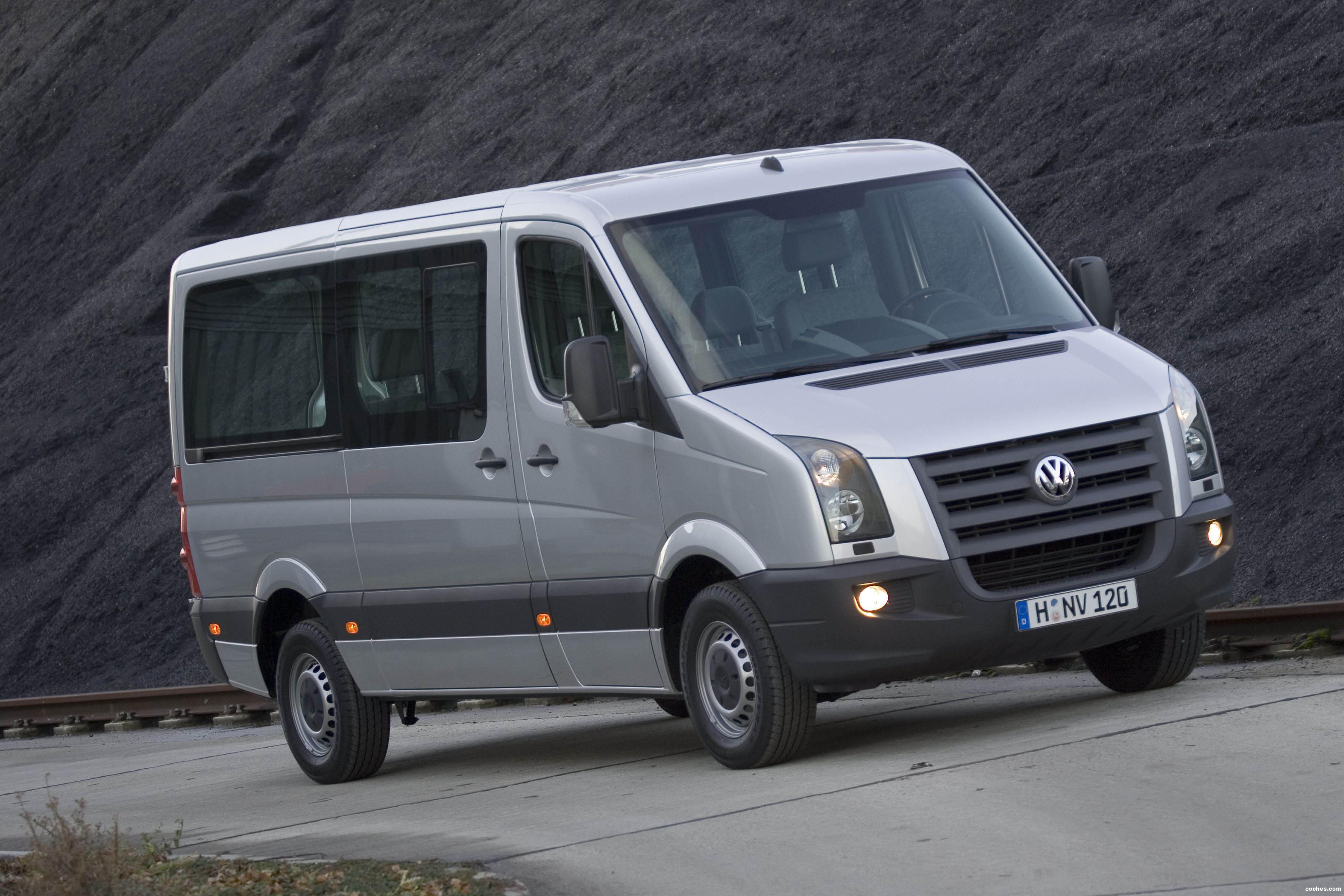 Fotos de Volkswagen Crafter Combi 2011