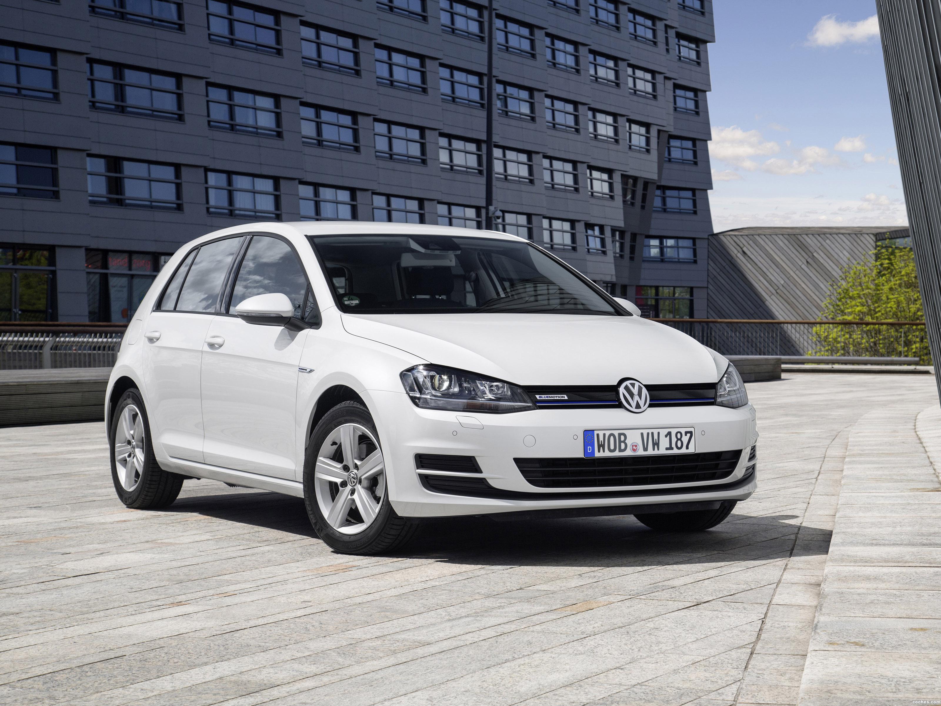 Fotos de Volkswagen Golf TSI BlueMotion 5 puertas 2015