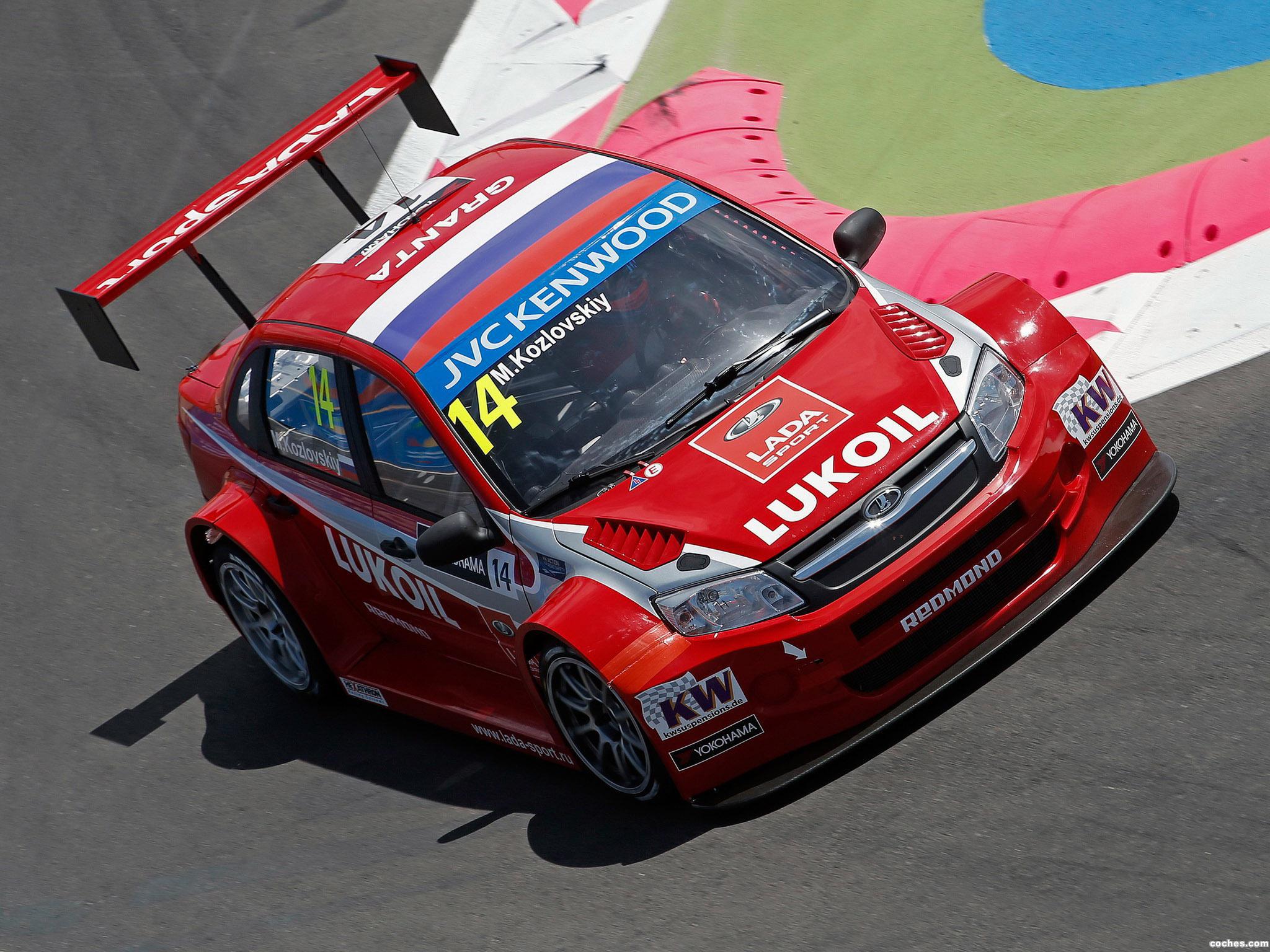 Fotos de Lada Granta WTCC 2013