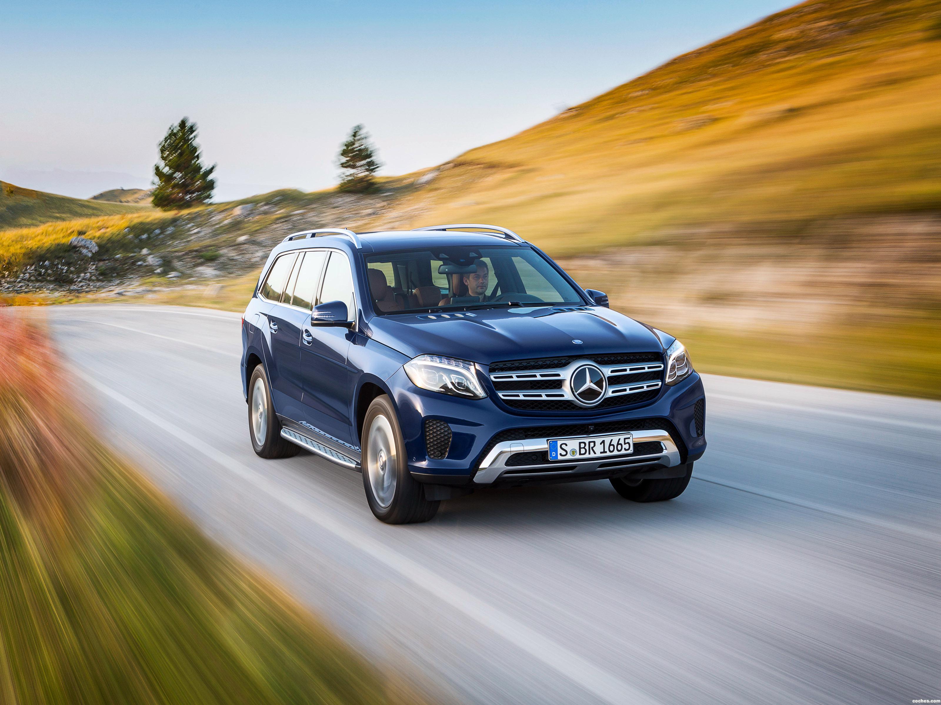Fotos de Mercedes GLS 350 D 4MATIC X166 2015