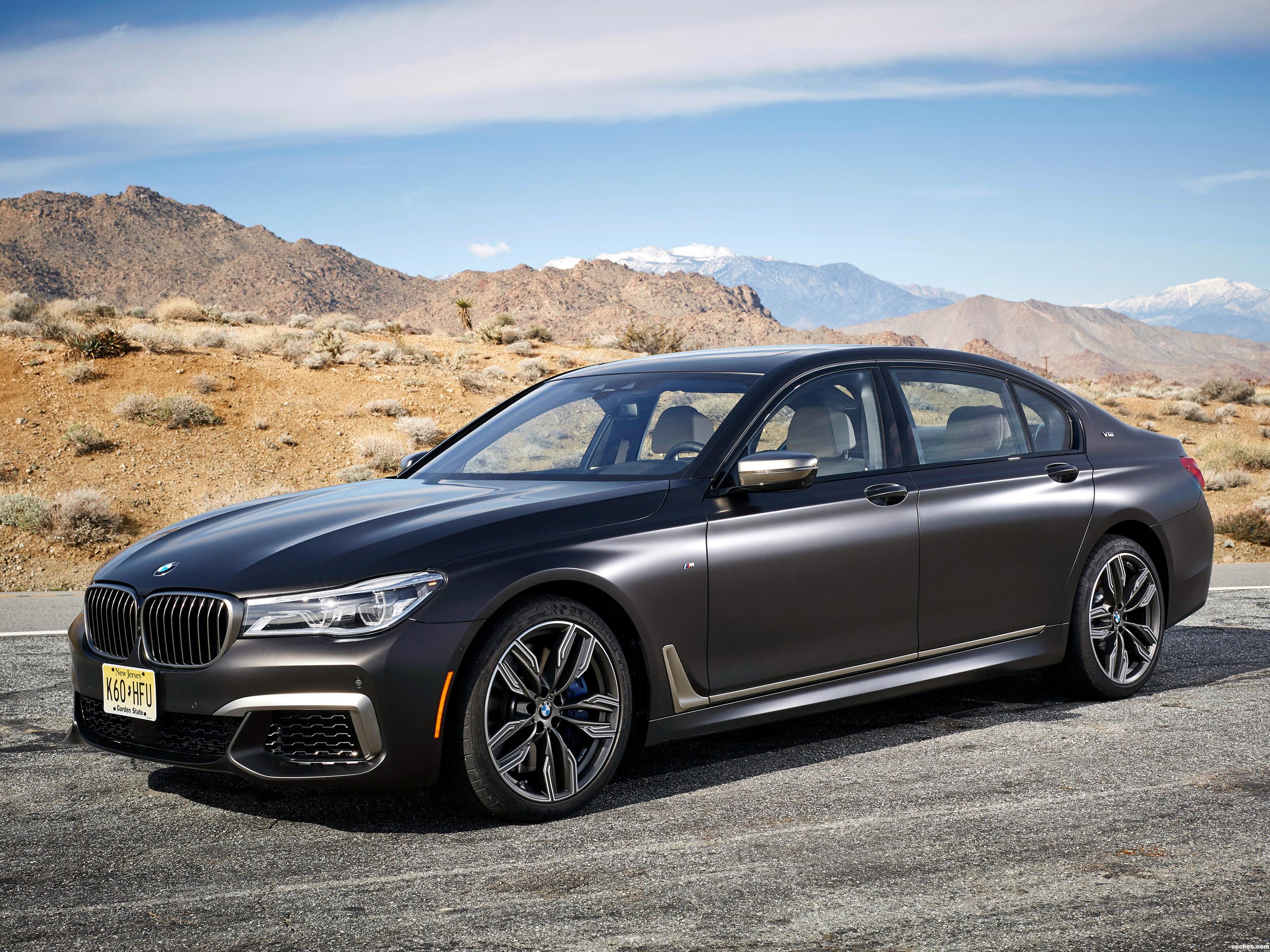 Fotos de BMW M760i xDrive G11 USA 2017