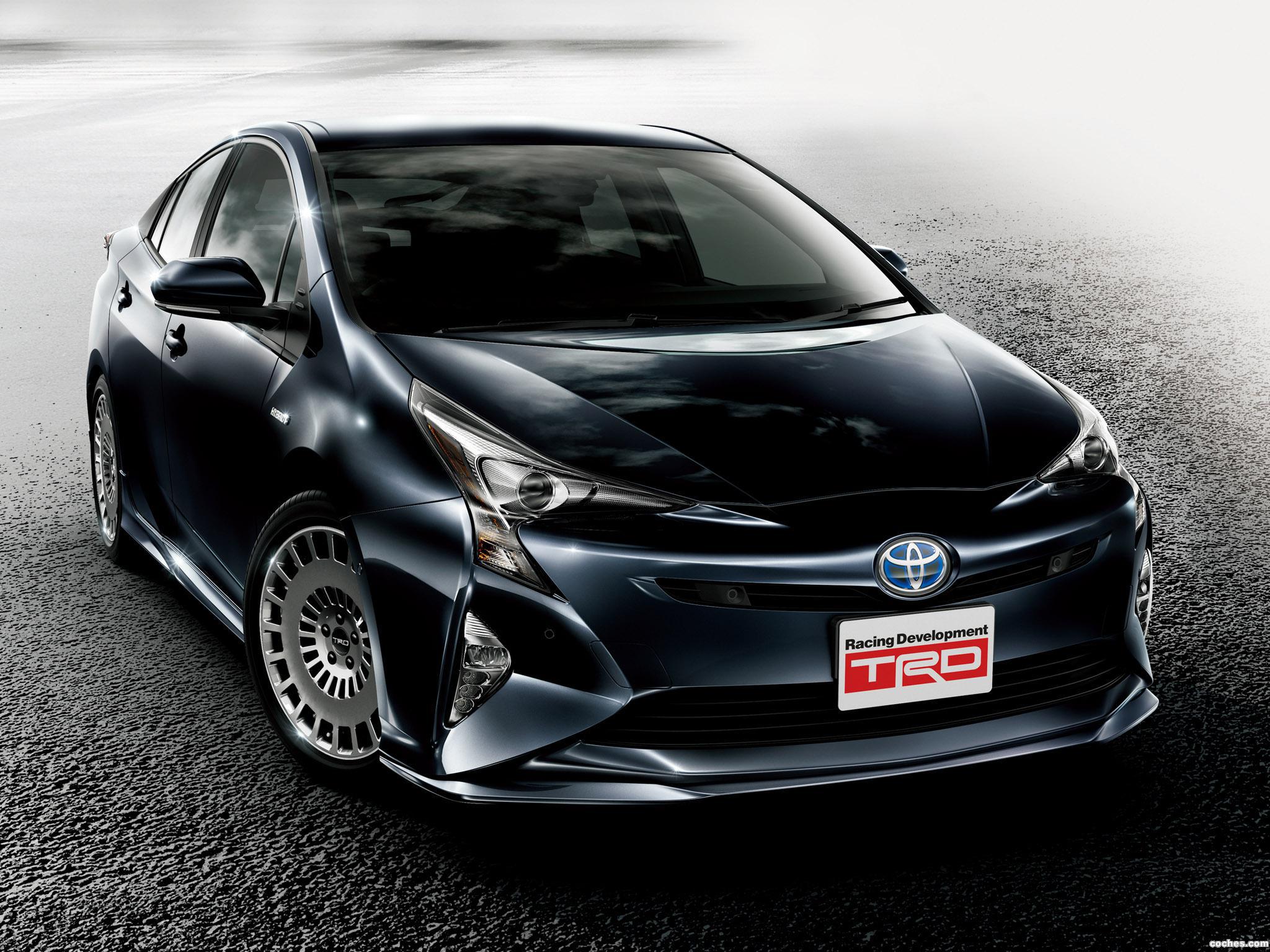 Fotos de Toyota Prius TRD 2015