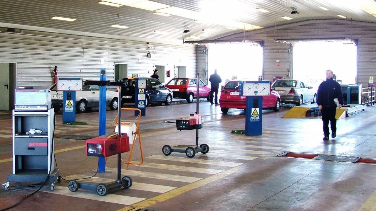 Pasar la ITV con un coche eléctrico: ¿Qué tengo que saber?