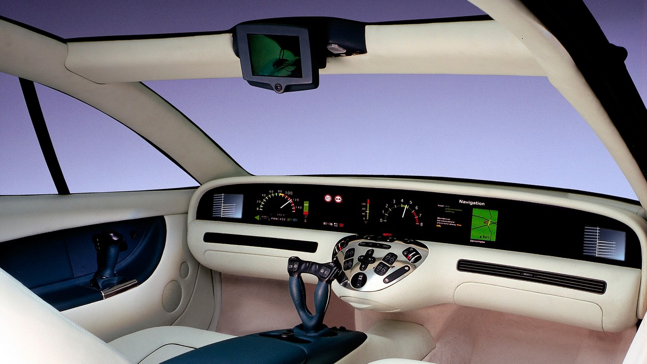 La “Hyperscreen” ya existía en el Mercedes F200 Imagination de 1996