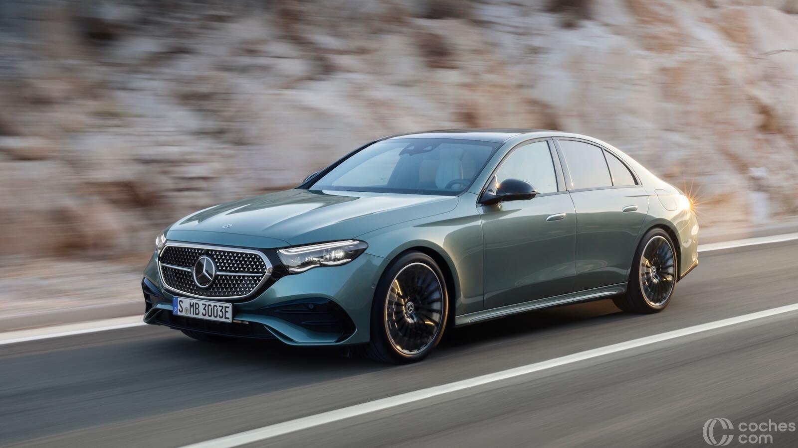 Fotos de Mercedes E 300 e 4MATIC AMG Line (W214) 2023