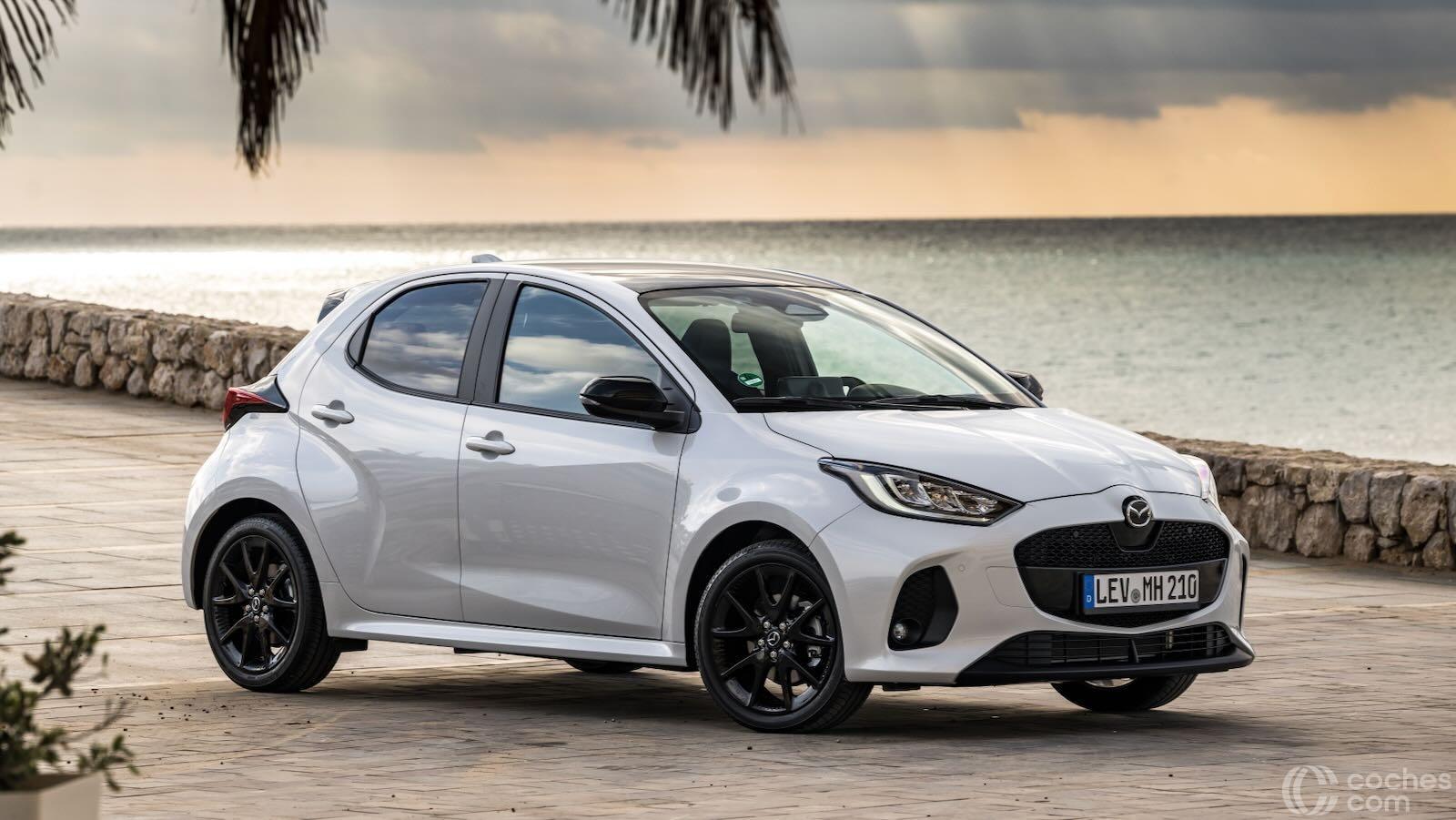 Fotos de Mazda 2 Hybrid Homura Plus 2024
